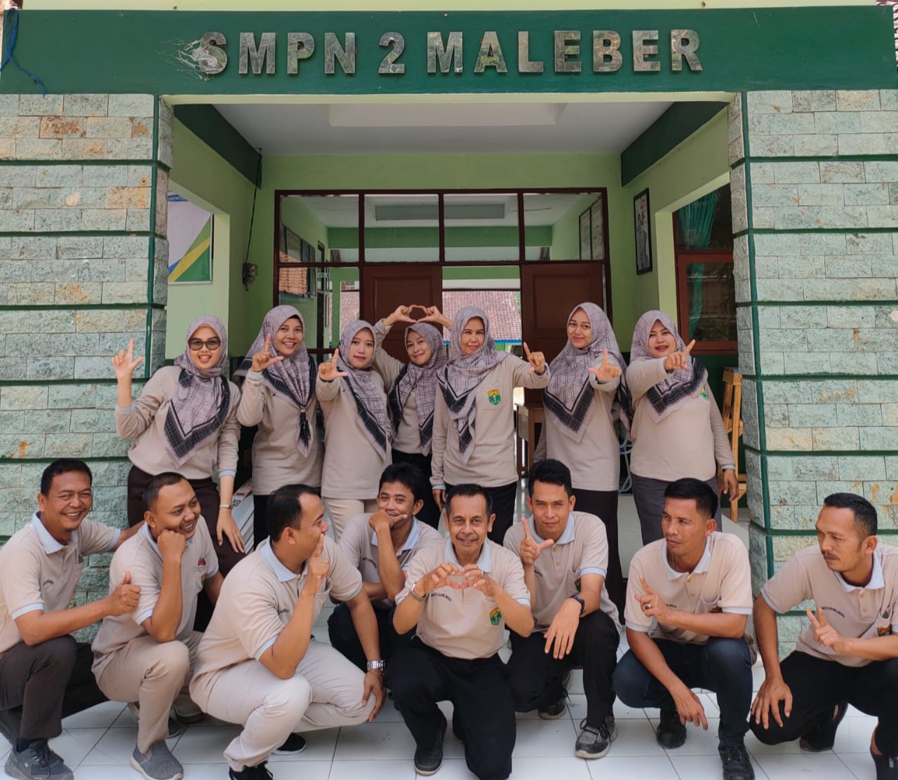 SMP NEGERI 2 MALEBER — Sejarah Singkat